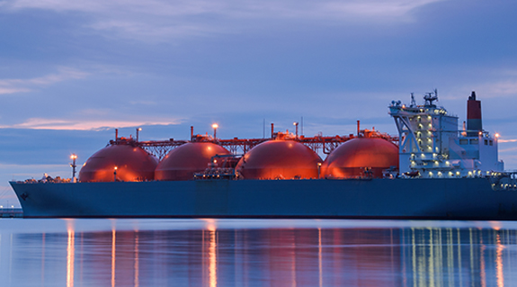 Solutions for LNG terminals | Shore power supply | igus®